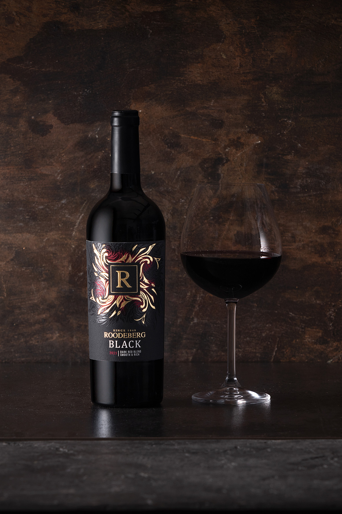 Iconic SA wine launches new red-hot blend – Roodeberg Black - Gauteng ...